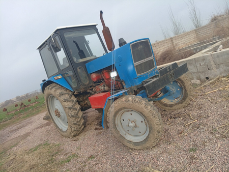 Yumz traktor nahadu