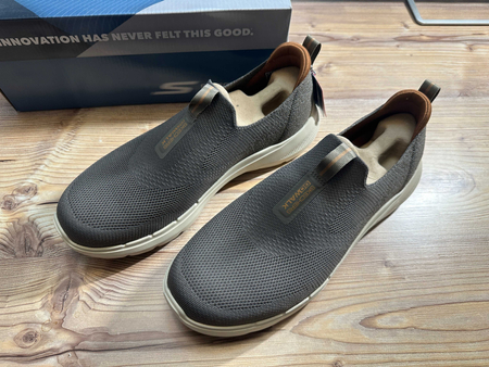 Кроссовки Skechers GoWalk 6 - новые, размер только 45
