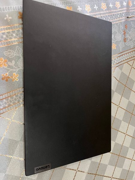 Ноутбук СРОЧНО Lenovo V15 Сотилади/Продаётся