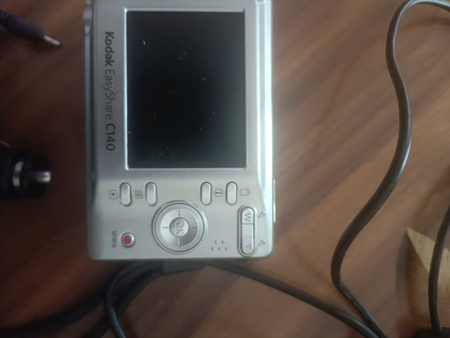 Продам камеру и фотоаппарат и разные комплектующие