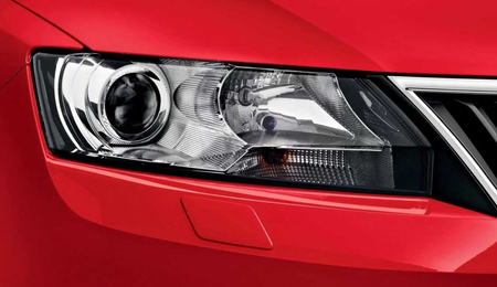 Стекло фары Skoda Rapid 2013-
