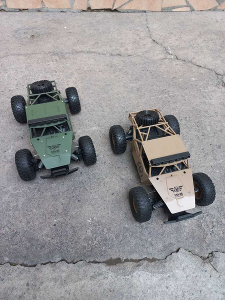 Радиоуправляемый внедорожник военный Desert Buggy Battle Dragon