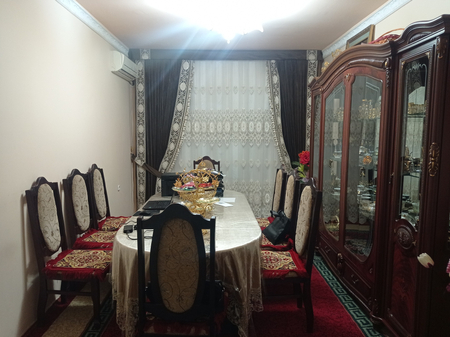 Uy sotiladi 3-xona algoritm Qizil sharq
