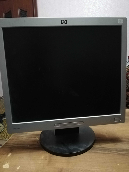 LG lcd 17 дюймов