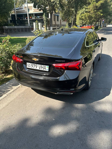 Malibu 2 Premier 2021 год, черный цвет