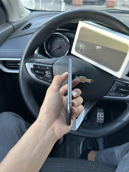 iPhone 11 64gb karobka dakument full