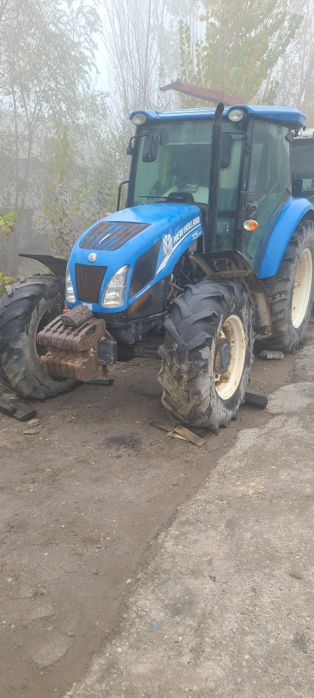 New Holland td5 110 sotiladi