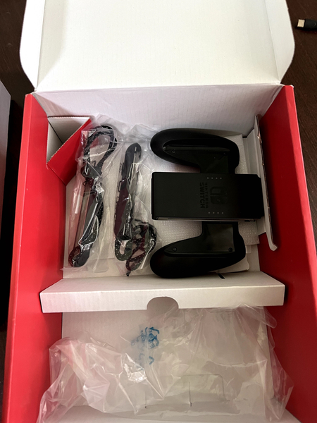 Срочно продаю Nintendo Switch Oled
