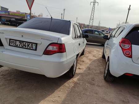 Nexia 2 satiladi