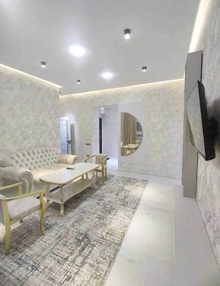 Продаётся квартира Чиланзар 1 квартал 2/3/4 высокопотолочка