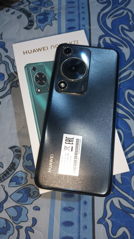 Huawei nova y72 noviy