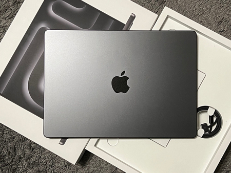 MacBook Pro 14 M3 Max 36GB 1TB ru