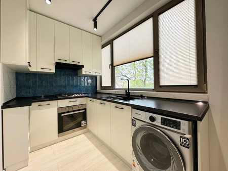 Ул.Осиё (Новомосковская) - 3ком/4/5 (70м²). +Обстановка