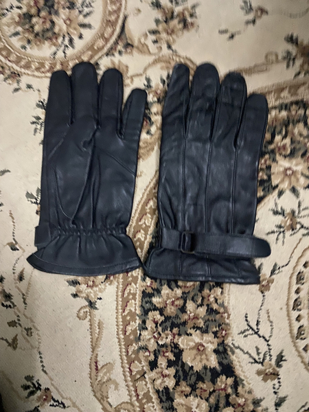 Продам женские вещи