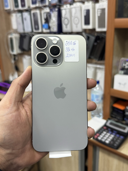 Iphone 15 pro max 256 gb Natural titan