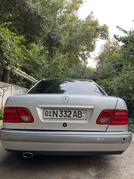 Mercedes benz w210 2.4