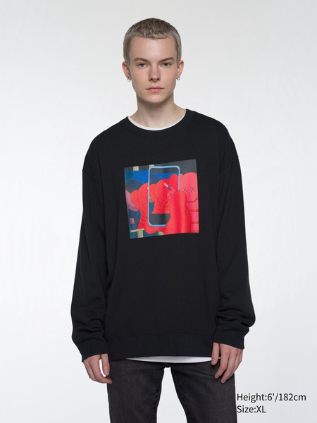 Чёрный новый свитшот Uniqlo x Kaws x Warhol