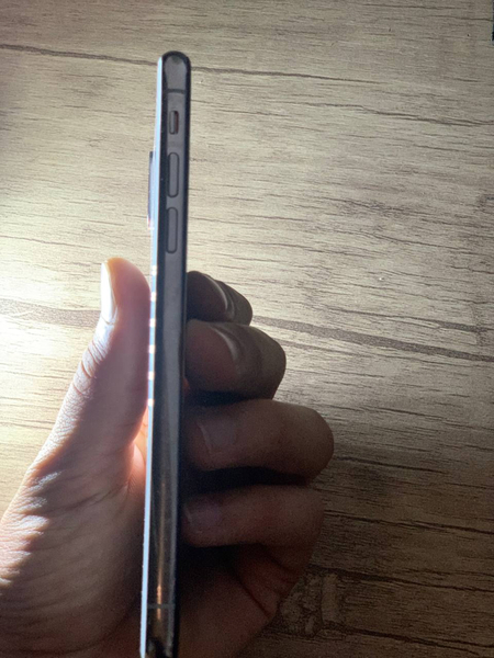 Iphone X holati zor yomkist 73 radnoy