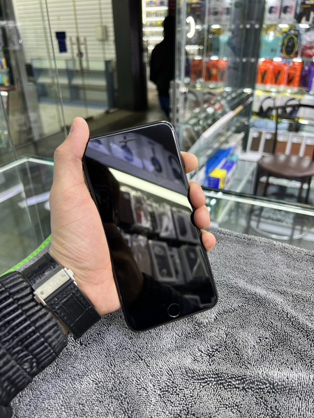 Srochna iphone 7 plus idael