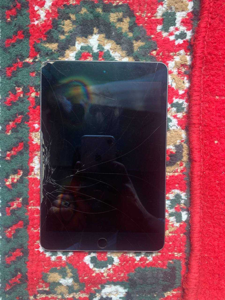 Ipad mini 5 srochniy sotiladi