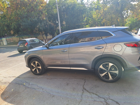 BYD song plus flagship