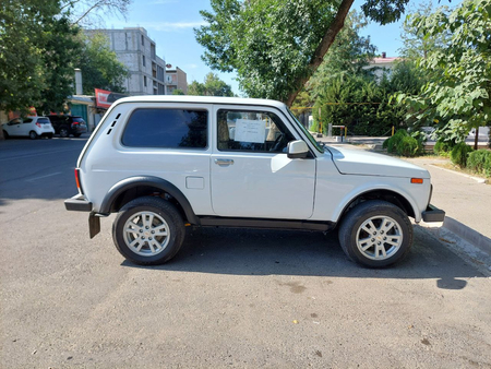 Продается Нива инжекторная