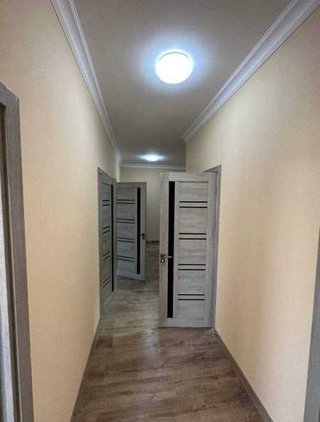 (К125551) Yakkasaroy tumanida 3-xonali kvartira sotiladi