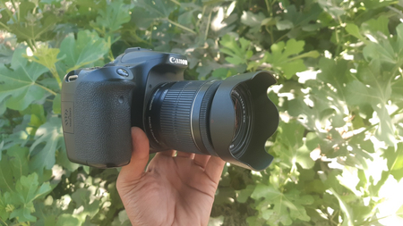 Canon 70D sotiladi