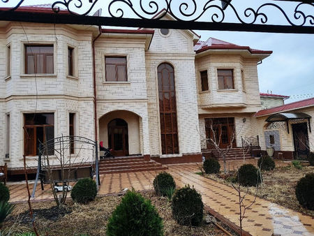 Yunusobod tumani, katta hasanboyda 6 sotx tayyor uy sotiladi