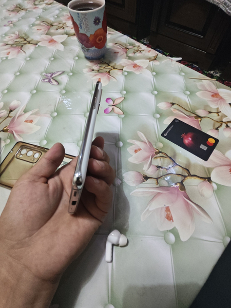 Samsung galaxy s 20 FE 6/128