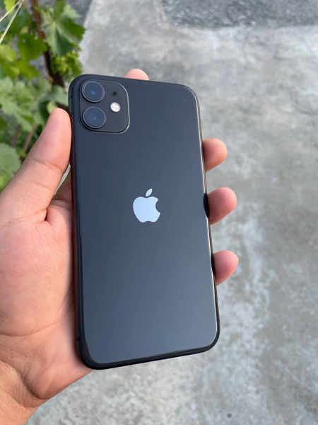 Iphone 11 kafolati bilan . Ideal phone