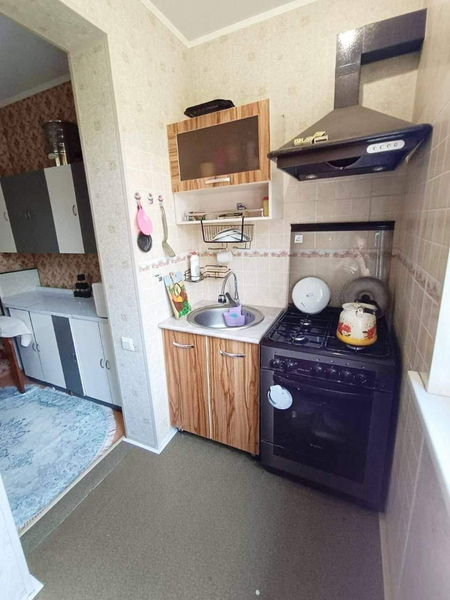 *Метро Улугбек 50кв.м. 2/3/4 балкон 1,5х6
