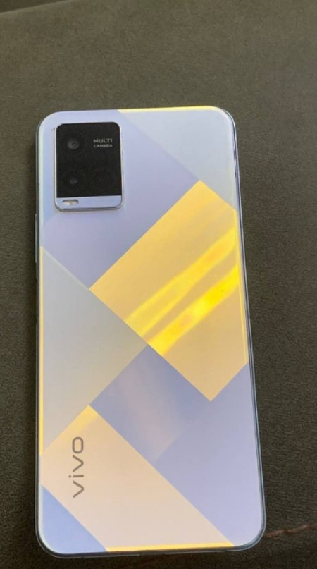 Srochno sotiladi vivo y21