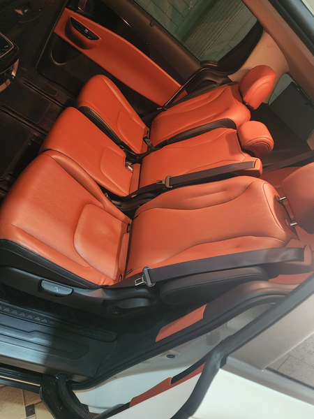Продётся Автомобил KIA Carnival