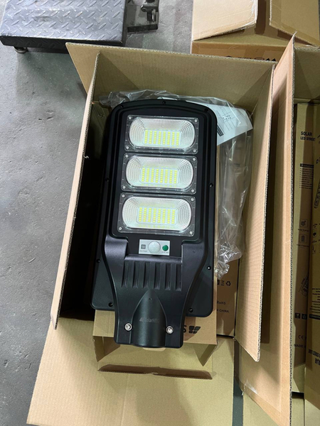 Солнечный прожектор RKU 150w