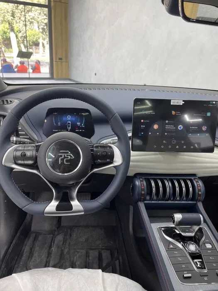 BYD YUAN UP s vikipom