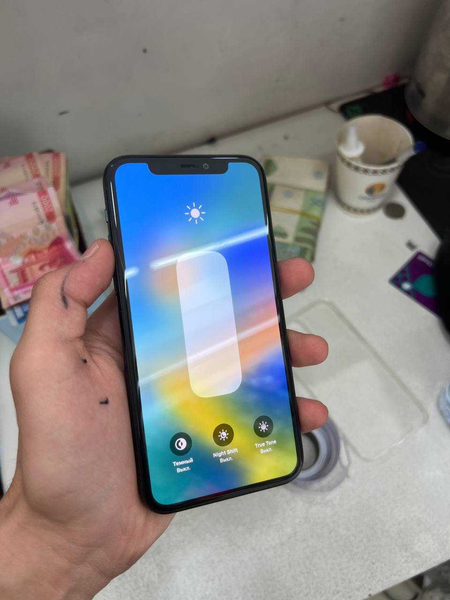 iPhone 11 pro green