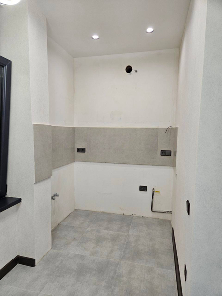 Продажа кв.на Лабзаке,ор-р кафе Райхон,2в3/3/4, рем.евро