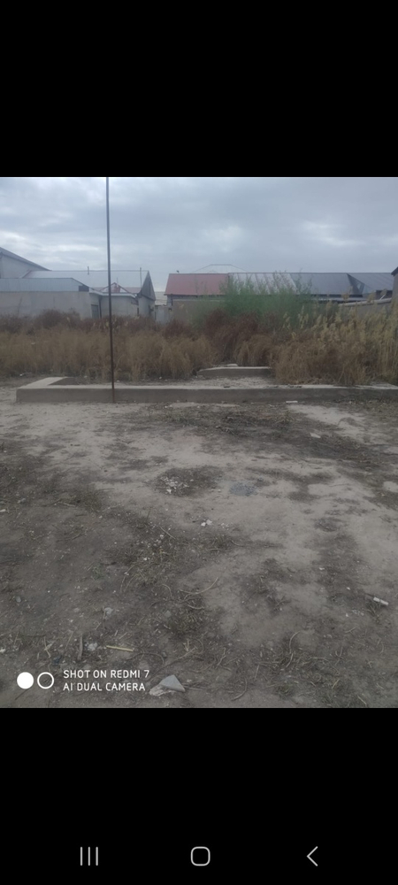 Урганч шахарда жой урни сотилади