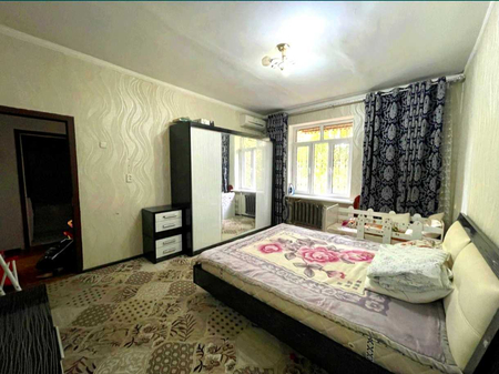 Продается квартира буюк ипак йули метро 3/3/3 85м²