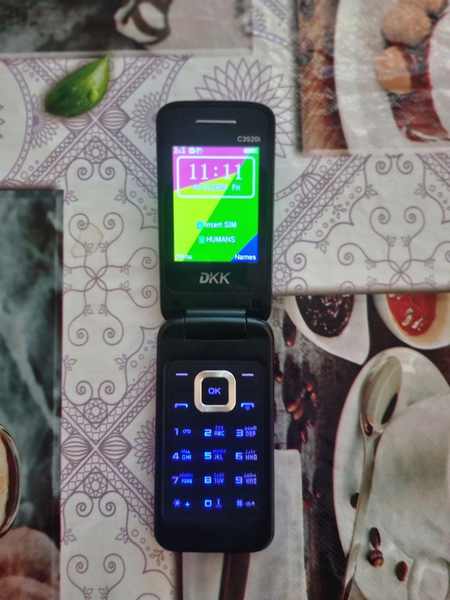 DKK c3520 lyagushka 2ta simkartali