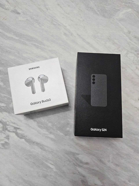 Samsung Galaxy S24 + BUDS 3   2 SIM