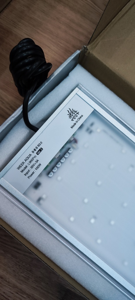 Профессиональные светильники WEEK AQUA