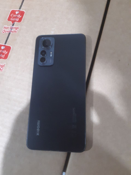 Telefon sotiladi