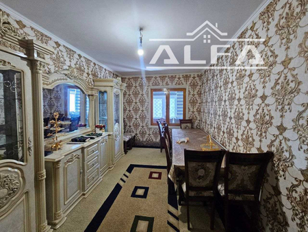 3 xonali 85m² 4-qavat sotiladi.
