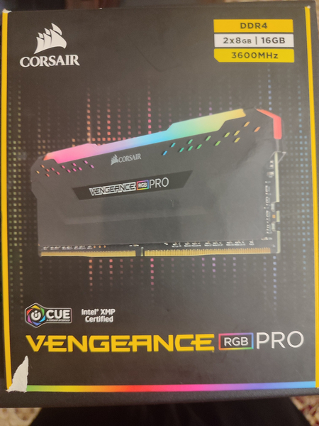Оперативная память Б/У  CORSAIR