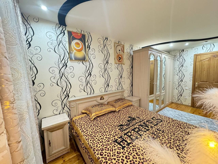 54м2, 2в3/2/5,балкон 2х6, Чиланзар 1 продаётся квартира