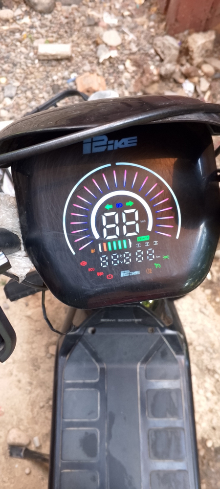 Elektron skuter 1 zaryad bilan 80 90km yuradi