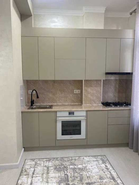 Royal House, Ориентир: Шота руставели, 2-ком 50м2 упакованная !!