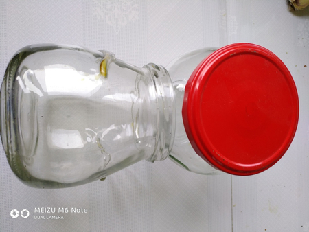 БАНКИ 0.5 красивой формы